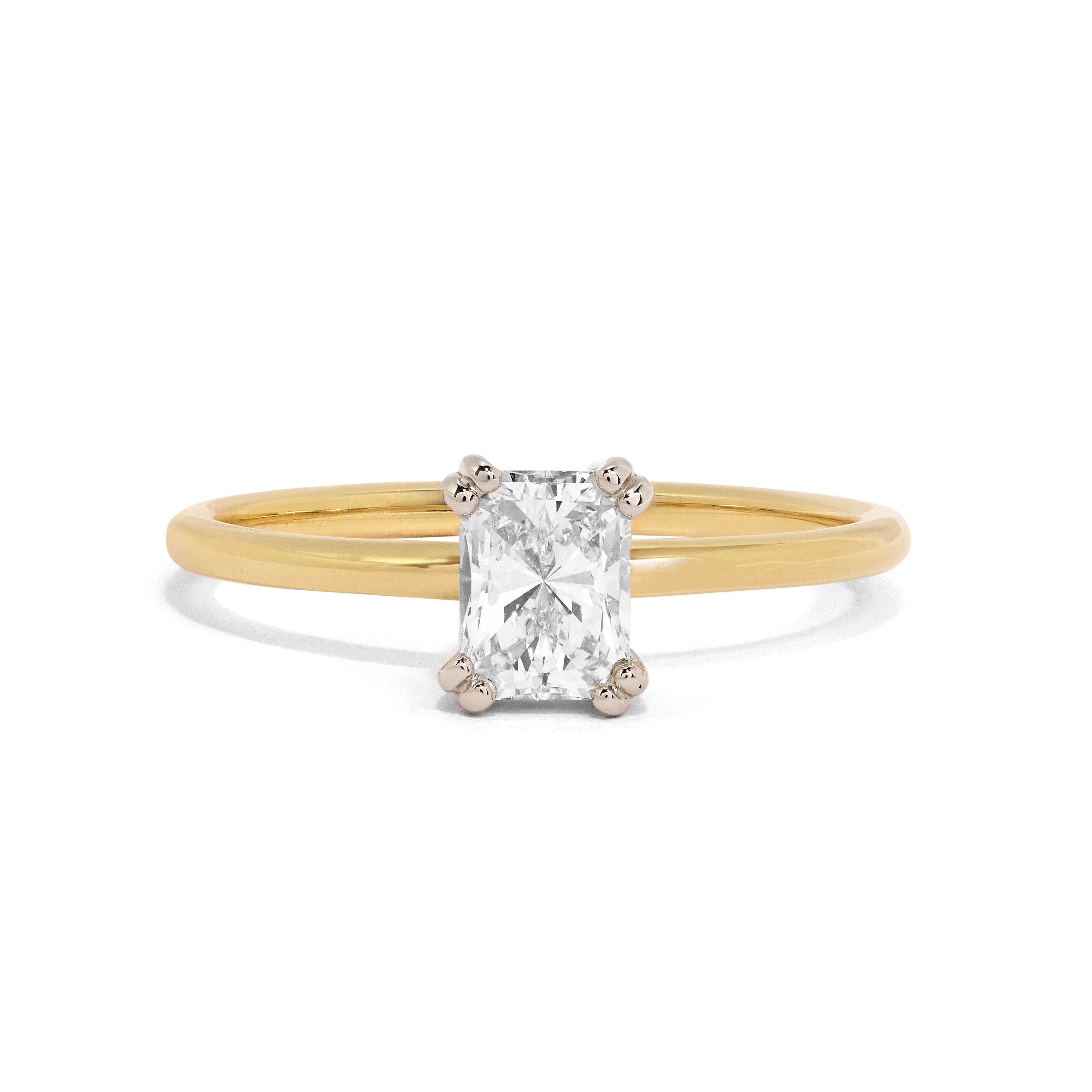 The Tale of Two Cuts: Choosing Between Emerald and Radiant Diamonds ...